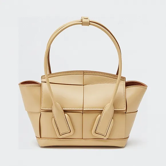 葆蝶家/Bottega Veneta 粉白色 迷你Arco手袋 600606-VMAP1-9484-小迈步海淘品牌官网