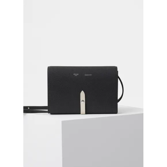 思琳/Celine Strap黑色和本白色粒面和亮泽小牛皮饰带手包 109013AI5.38BJ-小迈步海淘品牌官网